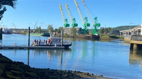 Coast Guard Recovers Body Near 1st Ave Bridge During Search For Missing
