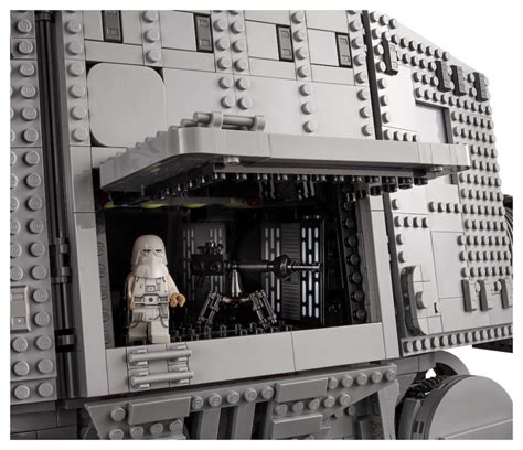LEGO Star Wars 75313 UCS AT-AT: 800 Euro Walker offiziell vorgestellt ...