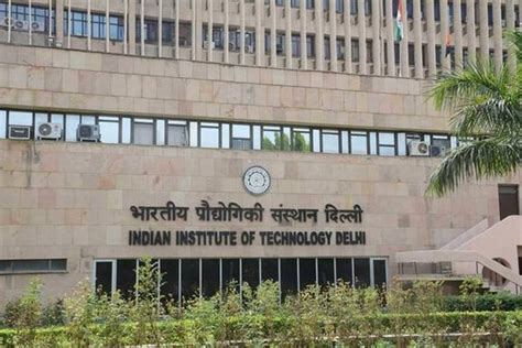 Iit Delhi Launches Certificate Program On Evs Charging Infrastructure2025
