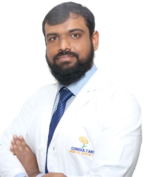 Dr A T M Tanveer Hasan Associate Professor গ্রীন লাইফ হাসপাতাল