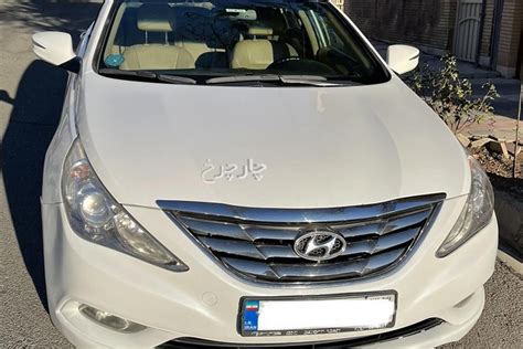 هیوندای سوناتا کارکرد ۱۸۰هزار کیلومتر بدنه چند لکه رنگ اتوماتیک ۴ گرم