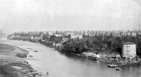 ფოტოამბავი როგორ გამოიყურებოდა ცნობილი ორთაჭალის ბაღები At