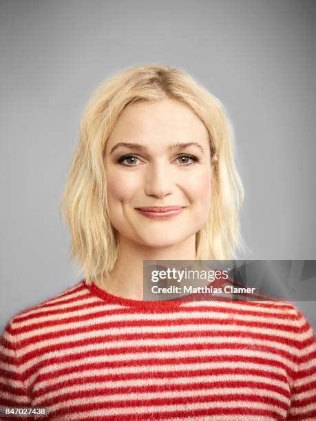 Alison Sudol Photos And Premium High Res Pictures Getty Images