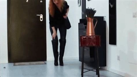 Leg Cast And Sprained Ankle Videos And Porn Clips Clips4sale