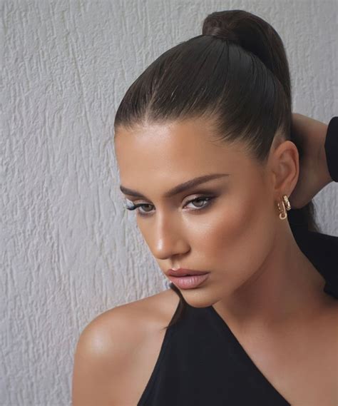 Adèle Exarchopoulos 🇫🇷 Adeleexarchopoulos Rsexyhair