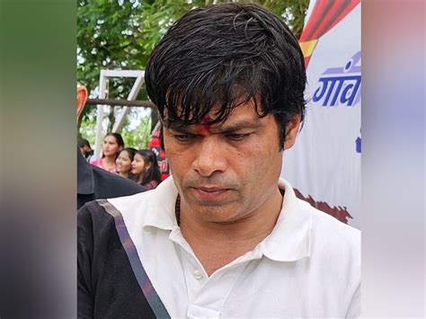 एकटर मनज रजपत पर महल न लगय यन उतपडन क आरप पलस न कय गरफतर