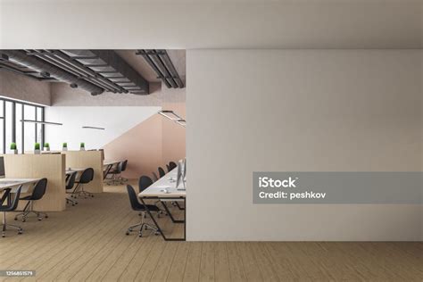 벽에 복사 공간과 테이블에 컴퓨터와 현대 Pacious 사무실 인테리어 0명에 대한 스톡 사진 및 기타 이미지 0명 3차원 형태 건축 Istock