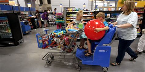 Walmarts Self Driving Shopping Cart Is A New Frontier For The Internet