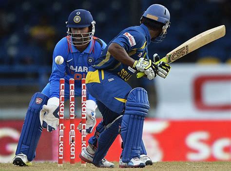 Jeevan Mendis Fails To Dig Out A Yorker From R Ashwin