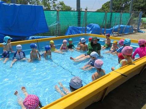 プール遊びうさぎ組りす組みてみてげんきな筑女っ子筑紫女学園大学附属幼稚園