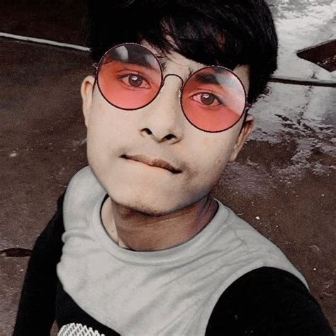 सिद्धार्थ सिद्धार्थ Siddharthakumar4864 • Threads Say More