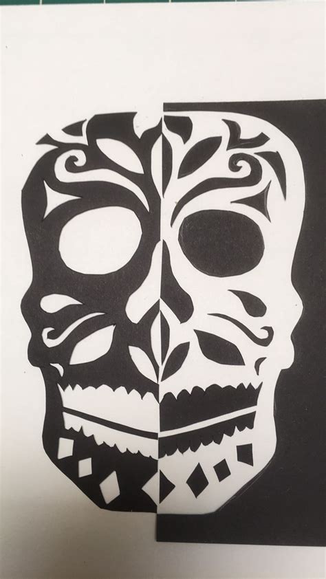 Notan For Dia De Los Muertos