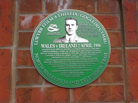 Clecs Cilgwri Pnawn Gwahanol Yn Y Cae Ras