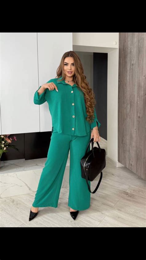 ЖІНОЧИЙ ОДЯГ 7 км 💛💙Новинка💙💛 💛💙Стильно бо Українське💛💙 Сукня жіноча прямого силуету декольте