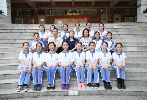 深圳市阳光小学 嘉兴市阳光小学 兴义市阳光小学 大山谷图库