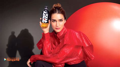 Kriti Sanon Wallpapers Kriti Sanon 130 Bollywood Hungama