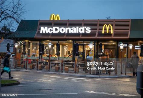 Mcdonalds Arches Fotografías E Imágenes De Stock Getty Images