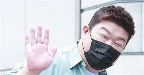 포토 유민상 매력적인 반달미소