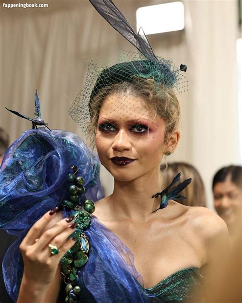 Zendaya Nude The Fappening Photo FappeningBook