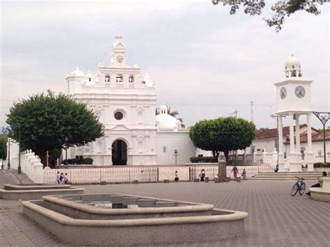 Iglesia Colonial Metapan El Salvador C A Countries In Central