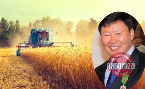 Хөдөлмөрийн Баатар Гацуурт ын Л Чинбатыг цагдаагийн байгууллагаас эрэн сурвалжилж байна