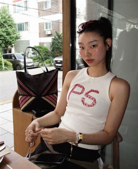 Mulanbae Beautiful Asian Women Pretty People Chinese Model