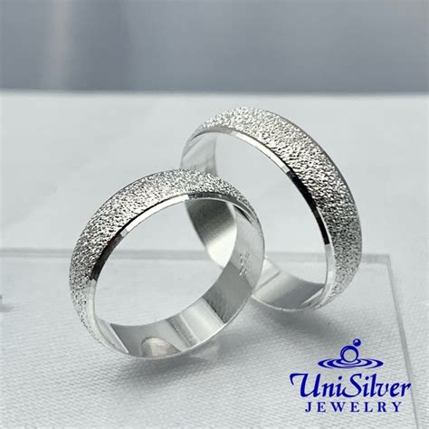 Unisilver 925 Sterling Silver 5mm Sanblast Finish Unisex Wedding Ring