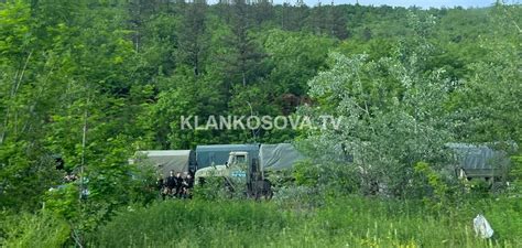 Forcat E Kfor It Pozicionohen Te Kërrshi I Dudës Mitropol