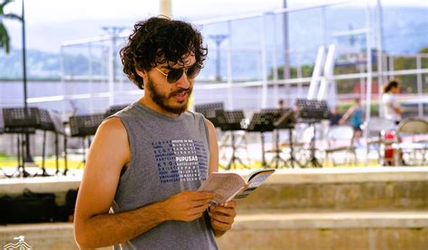 ‘trayecto Y Otros Poemas Del Costarricense Eduardo Fonseca