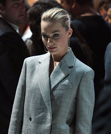 Margot Robbie Calvin Klein Show Fw Nyfw Celebmafia