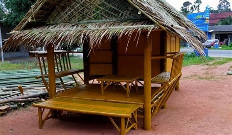 ส สร้างซุ้มหญ้าคาและรับมุงหลังคาด้วยหญ้าคาพนมรุ้งหญ้าคา