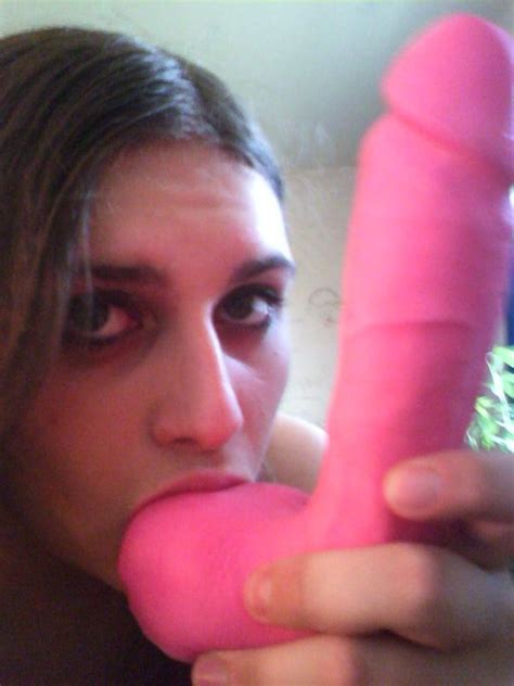 Pink T Babe Bluemaize