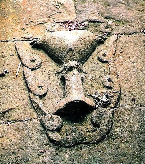 Candi Sukuh Candi Paling Erotis Di Indonesia