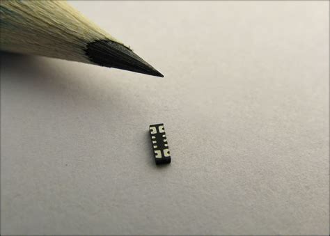 Integrated switch rated A and mΩ with reverse current b