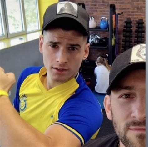 Pin De Danijela Dani Djordjevic En Simi