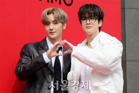 더보이즈 현재·영훈 송도즈의 강남 나들이 Se★포토 서울경제