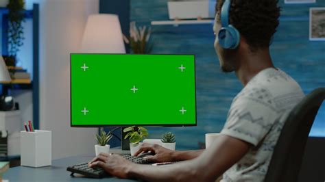 The Psychology Of Backdrop Selection How Viewer Perception Is Affected By Green Screen Option