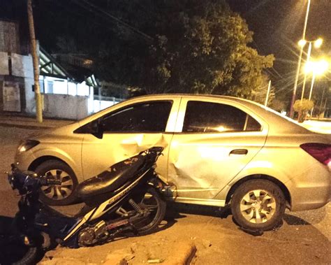 Motociclista Sufrió Heridas Tras Impactar Con Un Auto Nueva Rioja