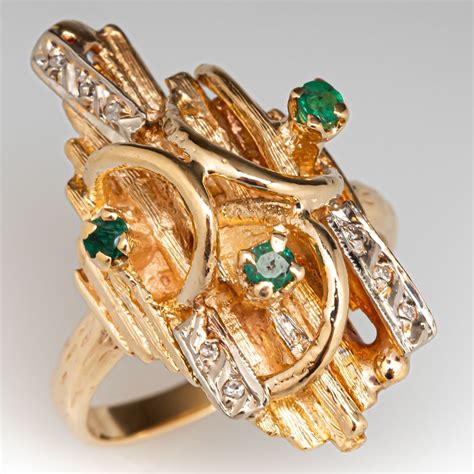 Vintage Emerald And Diamond Ring 14k Yellow Gold