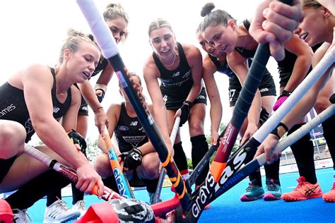 Best Hockey Stick Reviews 2022 Find The Right Brand For You The