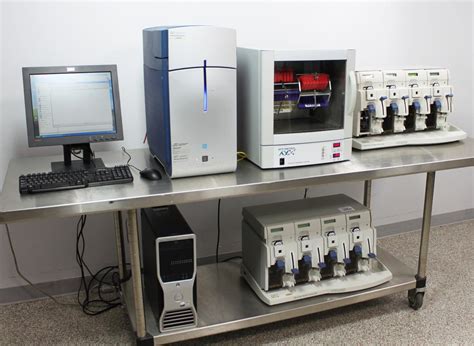 Used Affymetrix Genechip 3000 7g Microarray Scanner Autoloader Oven