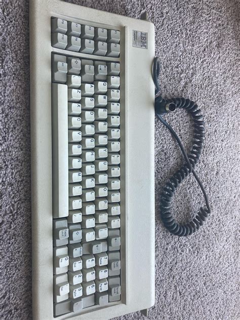 Can Someone Help Me Identify This Ibm Keyboard R Vintagecomputers