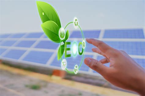 태양 전지패널 대체 에너지원 지속 가능한 자원 개념은 건강과 환경에 해를 끼치지 않으면서 사람들과 공존할 수 있습니다 개념에 대한 스톡 사진 및 기타 이미지 Istock