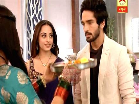 Ansh And Piya Come Back Home After Marriage Nazar