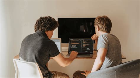 Diferença Entre Programador E Desenvolvedor