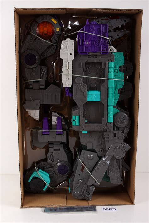 Packaged Not Sealed Transformers® Generations Titans Return Titan