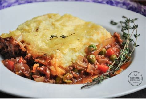 Classic Shepherds Pie Recipe With Cornbread