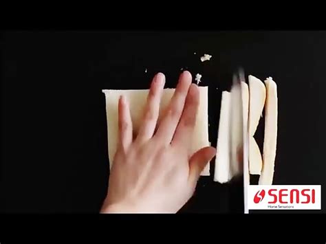 فیلم آموزشی تهیه ساندویچ هات داگ با نان تست