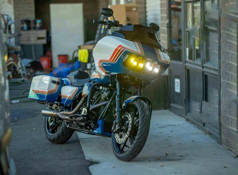 Fxr Divisions Retro Modern Road Glide Hot Bike Magazine