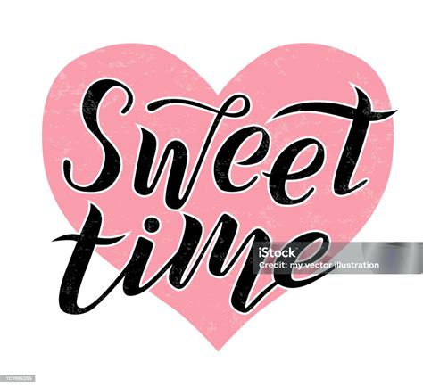 분홍색 마음으로 흰색 질감 된 배경에 달콤한 시간 레터링 텍스트 수 제 브러시 서 예 벡터 일러스트입니다 포스터 로고 장식 카드